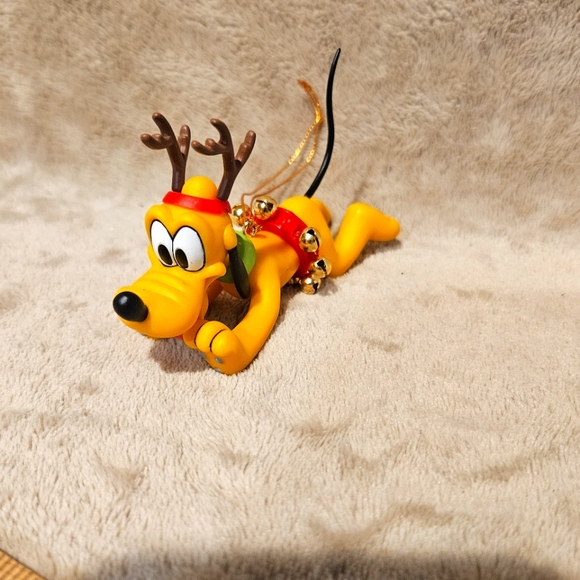 Disney | Holiday | Vintage Disney Christmas Holiday Flying Pluto ...